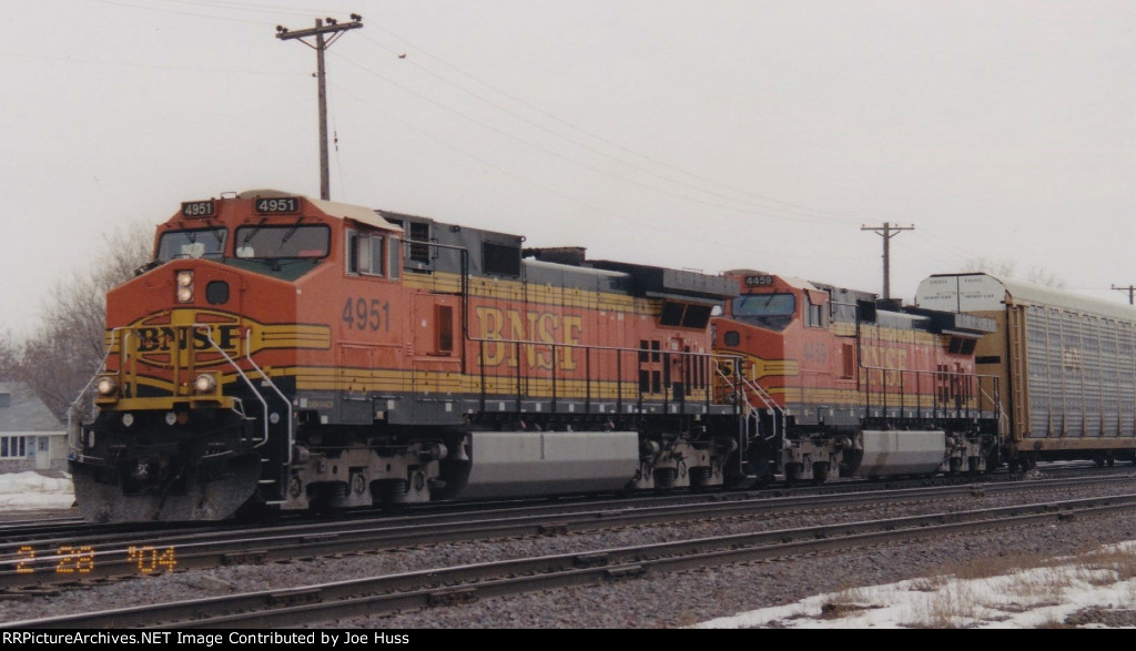 BNSF 4951 West